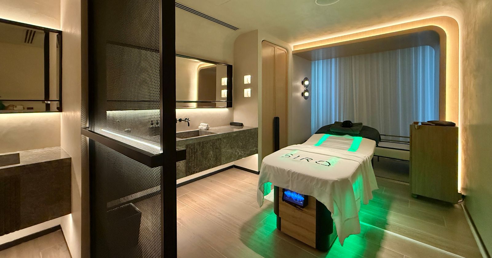 Fitness Lab and Recovery Lab at SIRO: Biohacking wellness sanctuary in ...