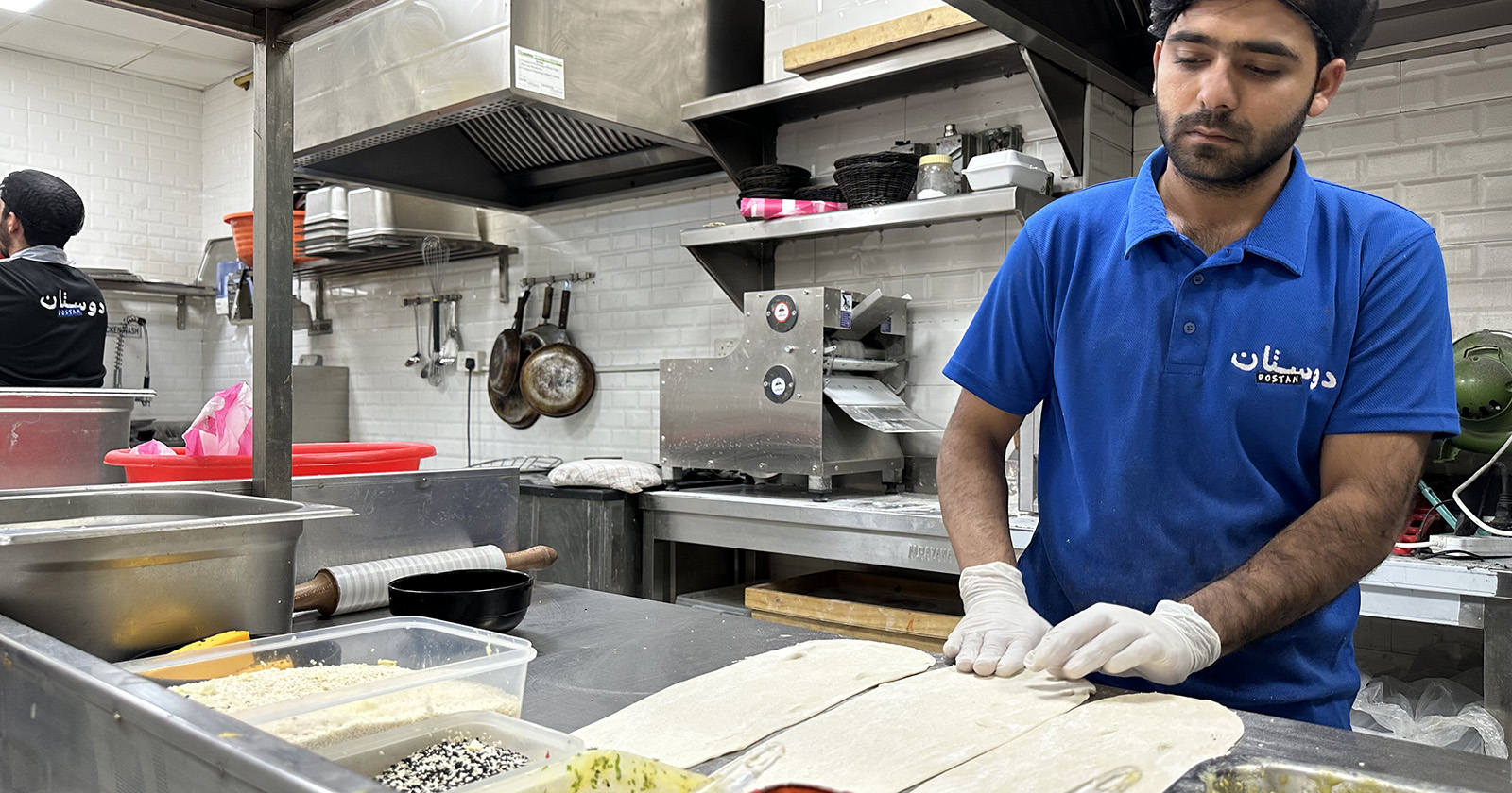 Dostan Kabab: Juicy kebab sandwiches and more in the middle of nowhere